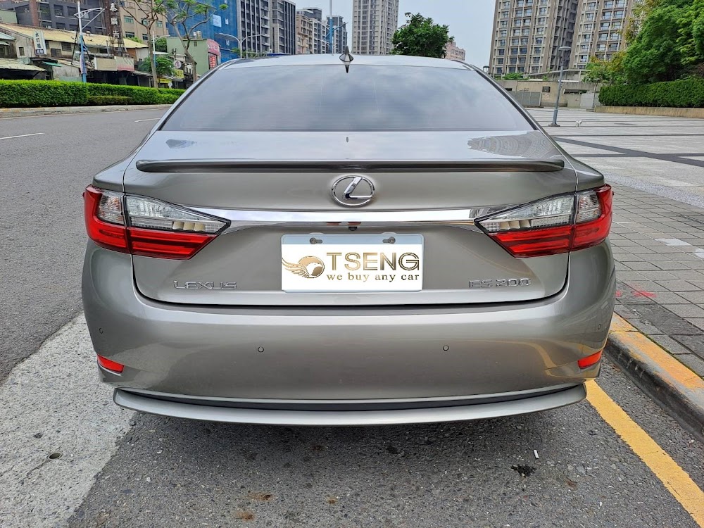 中古車收購紀錄 - Lexus ES200中古車估價行情評估 » 小曾車庫
